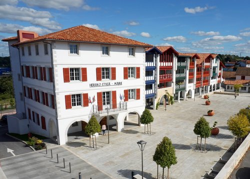 Sitemapcdatahttpdekokniqoocommeteo Saint Pierre D Irube